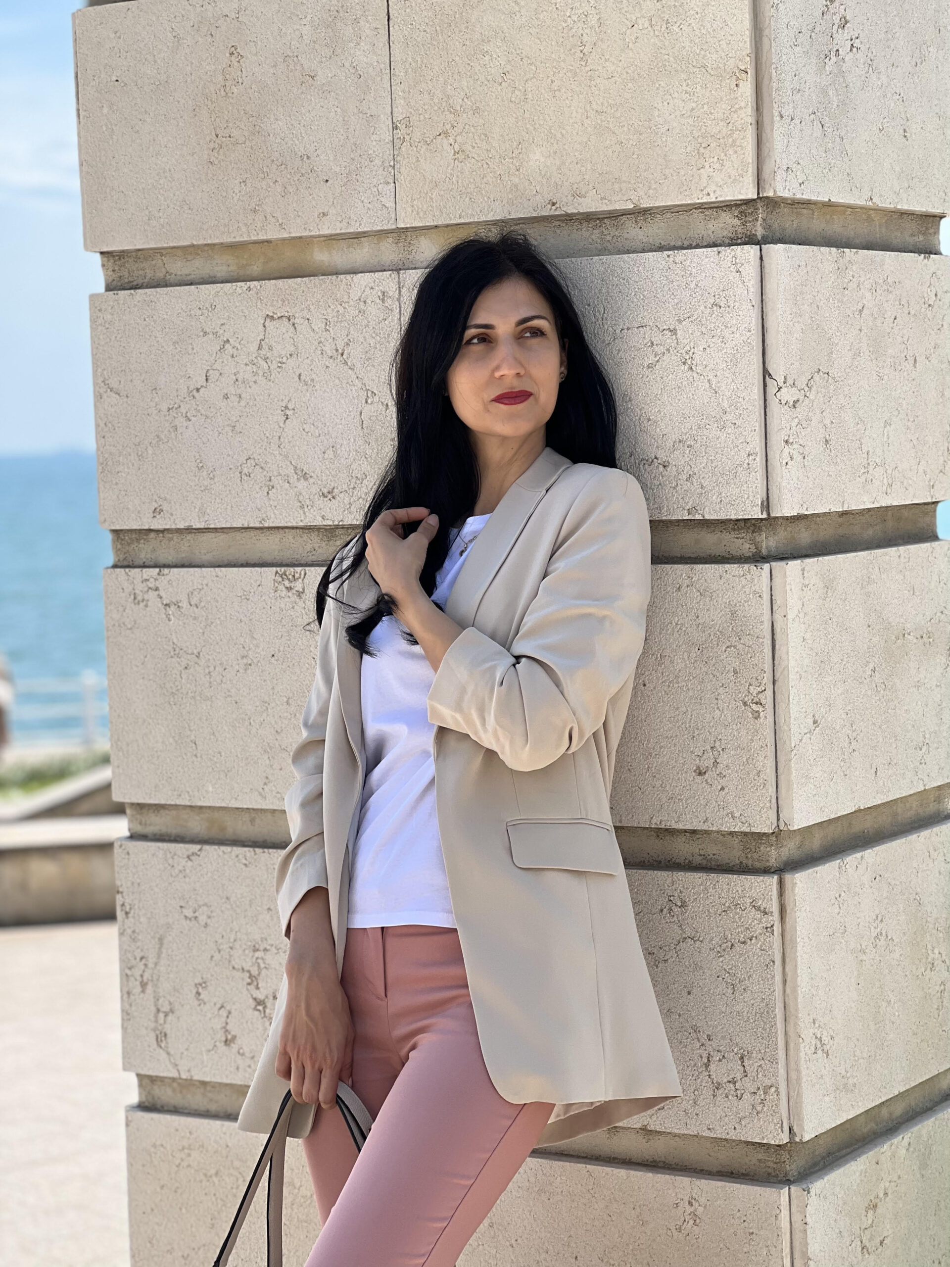 Juggling Passions: The Influencer's Journey from Educator to Beauty ...